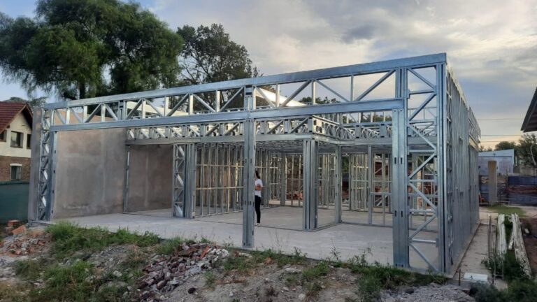 Estructuras reticuladas en Steel Frame 2026 - Perfiles JMA